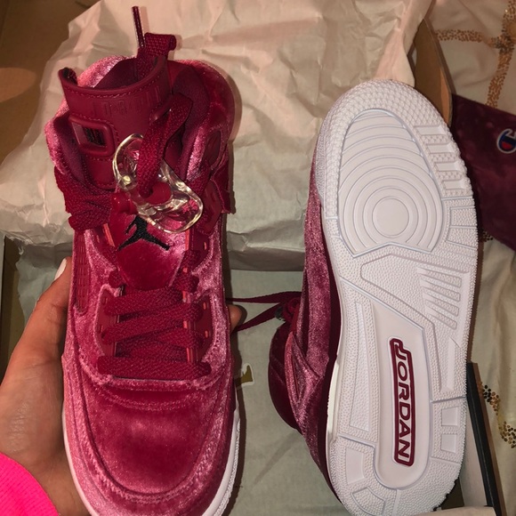 Jordan | Shoes | Jordan 4s Red Velvet Never Been Worn Size 4 Kids ...